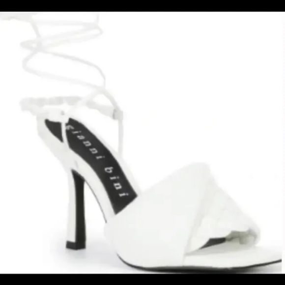 Gianni Bini | Shoes | New Gianni Bini Dekota Sandal Sz 7 5 Strappy ...
